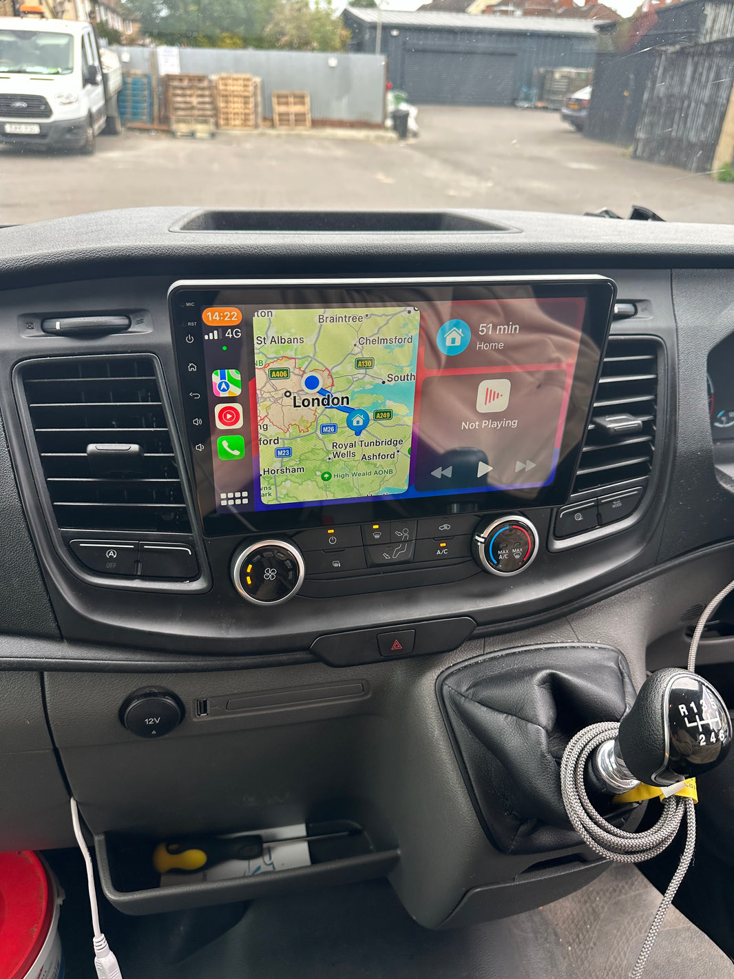 CarPlay Screens & Navigation Systems | Car Screen City